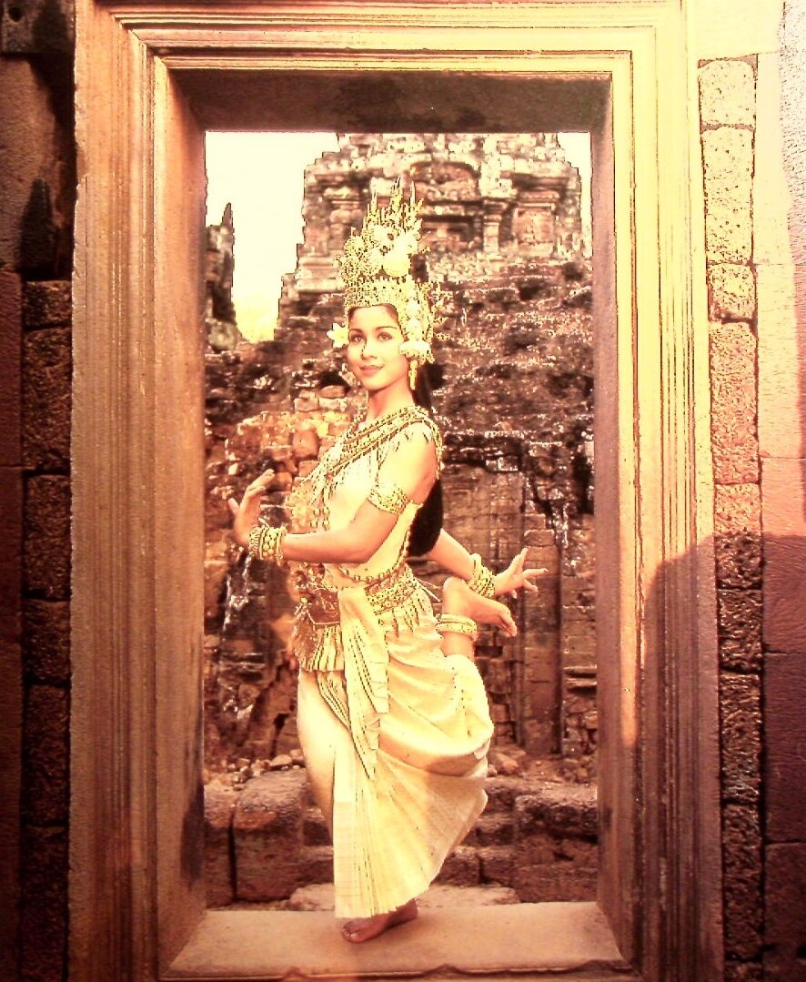 The Apsaras of Angkor / ទេពអប្សរនៃអង្គរ - Angkor Database