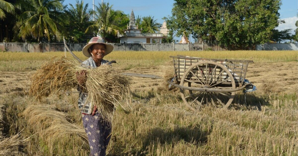 Jean-Michel Gallet: Exploring Cambodia in Photographs - Angkor Database