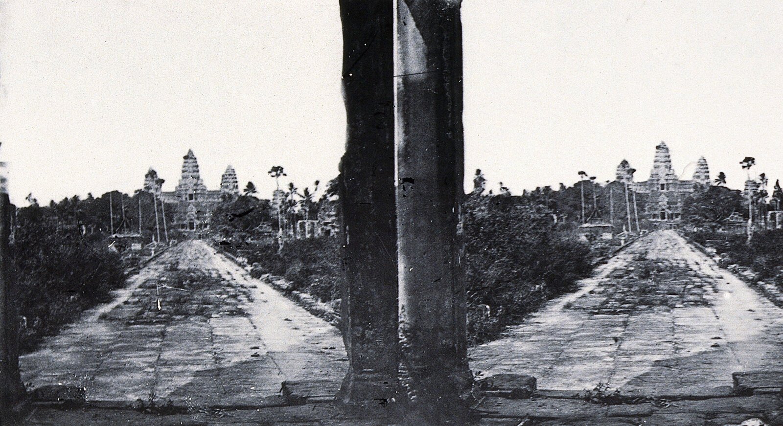 Visions of Angkor by...John Thomson - Angkor Database