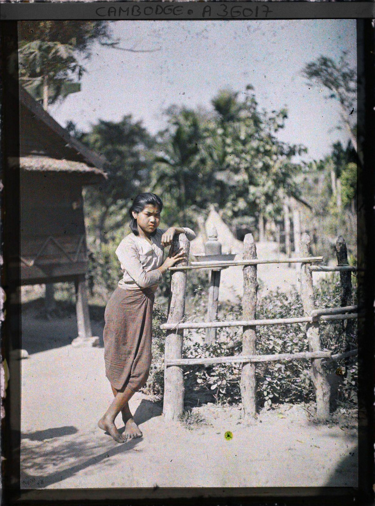 Visions of Cambodia by...Léon Busy - Angkor Database