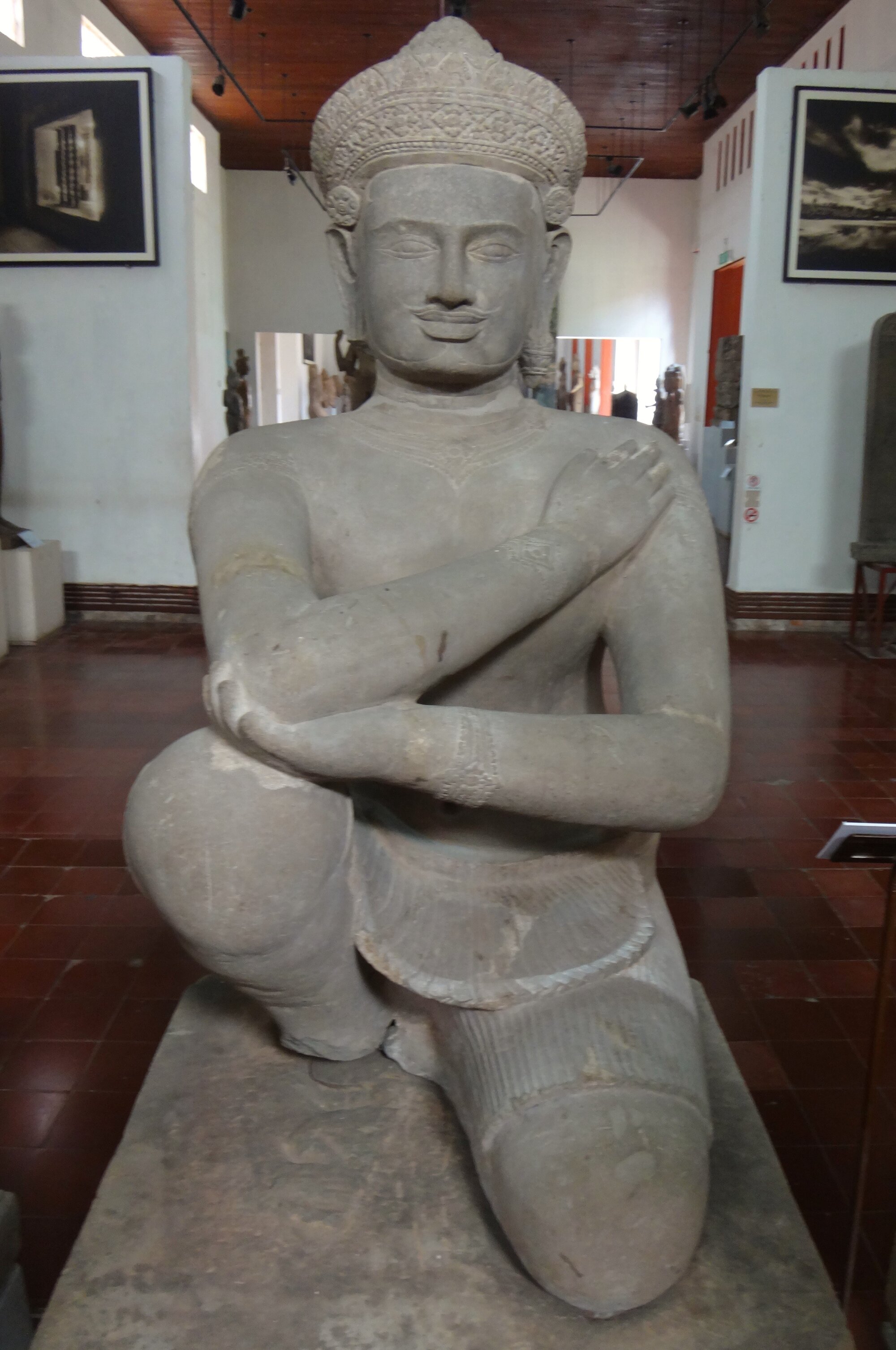 The Battle of Bhima versus Duryodhana – Prasat Chen, Koh Ker - Angkor Database